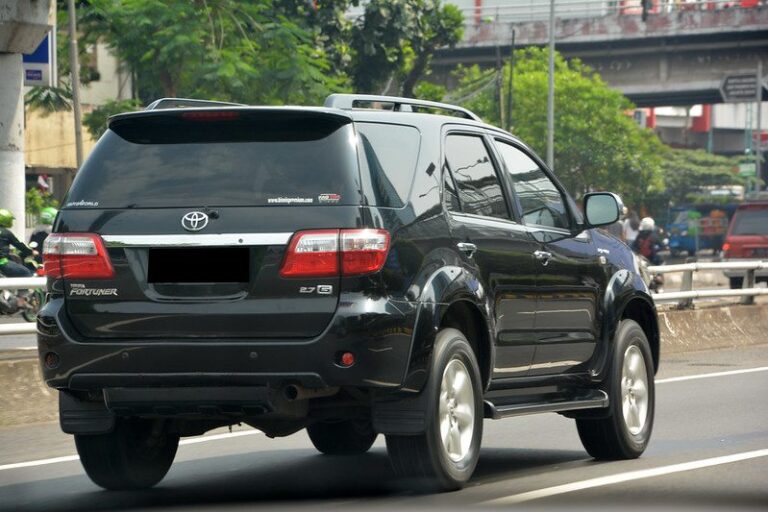 10 Mobil Diesel Paling Irit Dan Murah, Kualitasnya Tangguh! 10 Mobil Diesel Paling Irit Dan Murah, Kualitasnya Tangguh!