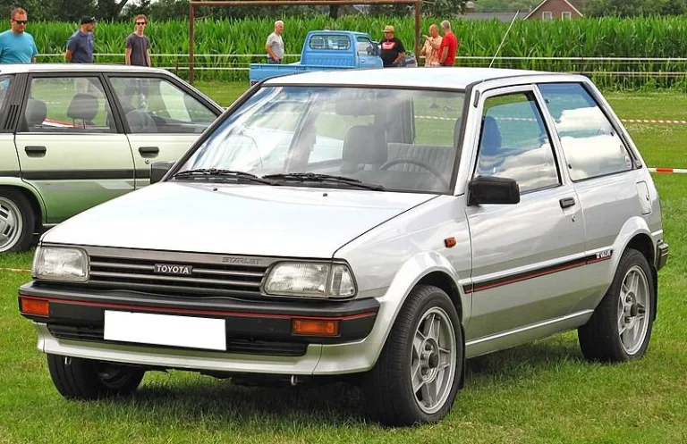 Mengintip Kelebihan Dan Kekurangan Toyota Starlet - DokterMobil.com