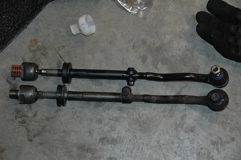 Kenali Komponen Tie Rod Mobil, Fungsi, Hingga Materialnya - Doktermobil.com